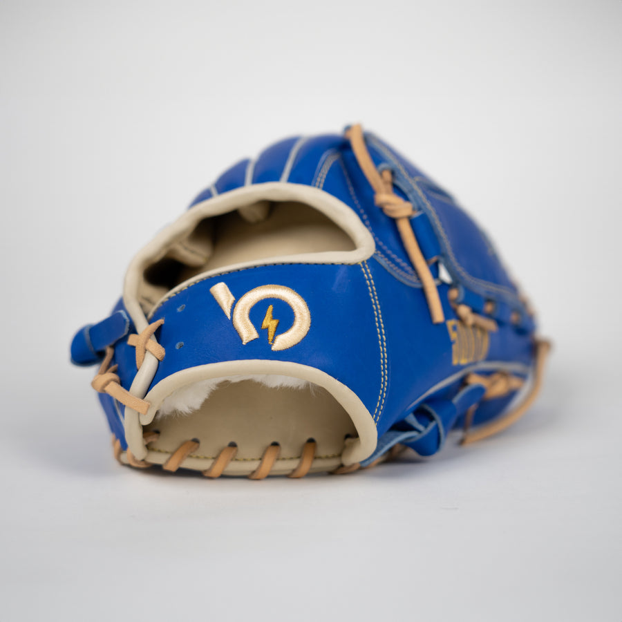 Bauer Outage Breeze 12" Baseball Glove | Momentum